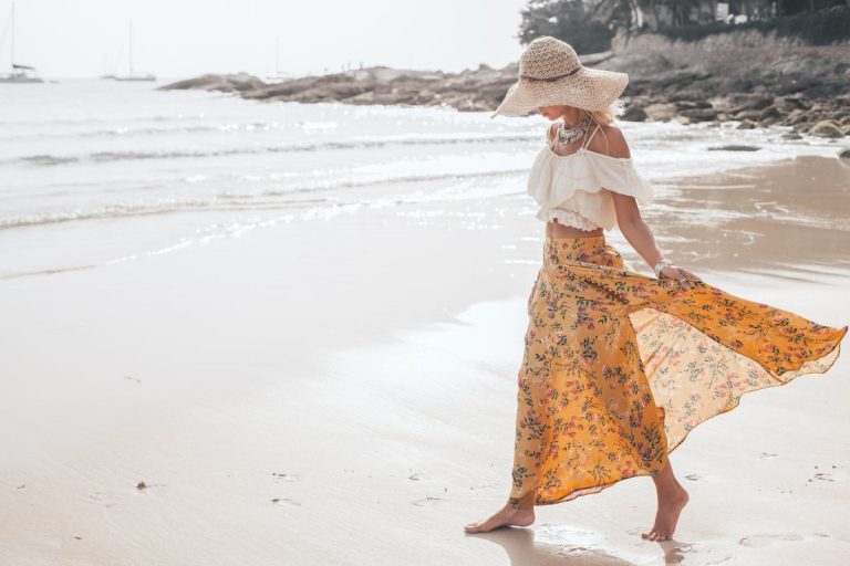 Trendy Beach Outfits for 2025: Your Ultimate Style Guide for the Shore